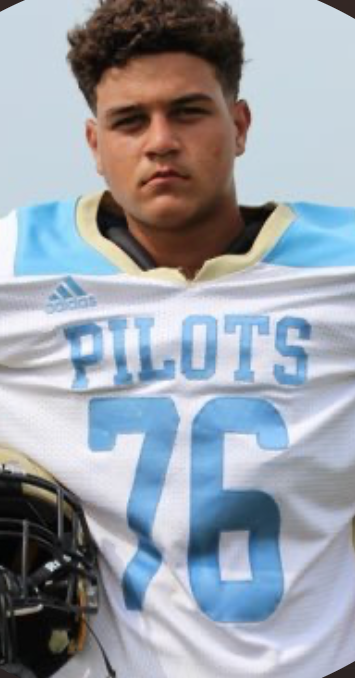 Who’s one of the best at the DE position among Kentucky 2021s? We think ...