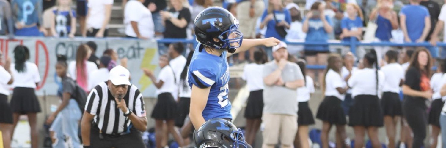 Shep Esper was a weapon for The Blue Tornado- @pths_football @ShepEsper ...