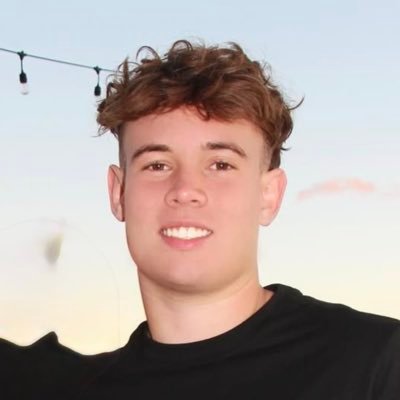 Mason Griffin has a pretty tight lid on the QB job at South Laurel @Masegriffin7, @JohnHines66 ...